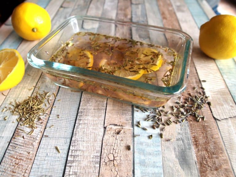 Herbal DIY Nail Soak Recipe for Healthy, Strong Nails | Eco Living Mama