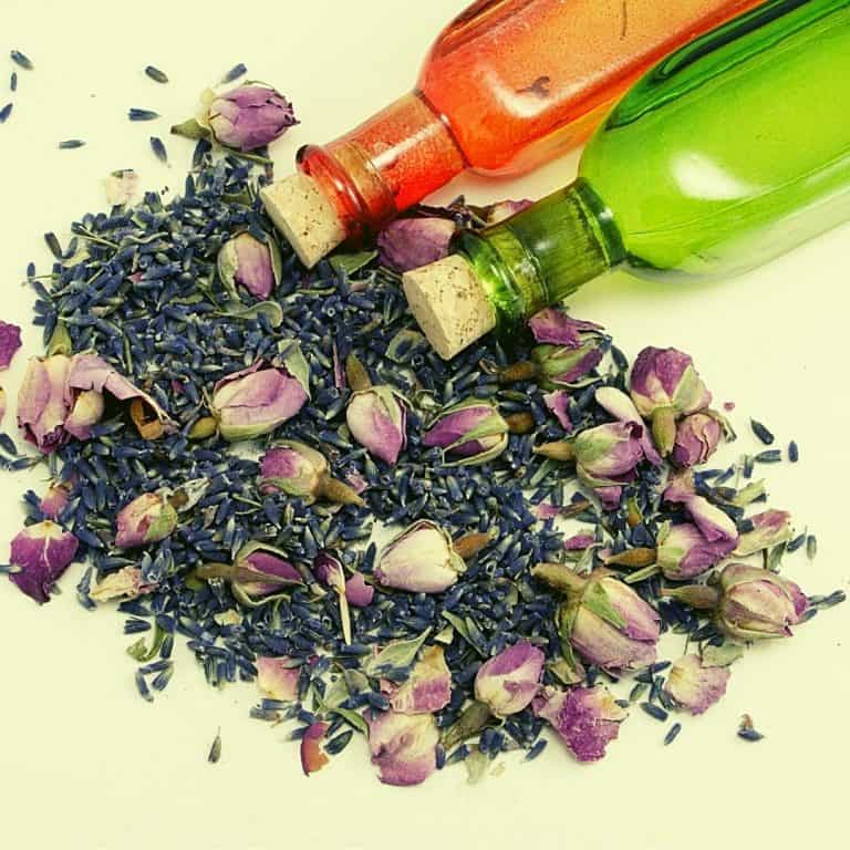 DIY Herbal Facial Steam: How to Steam your Face at Home | Eco Living Mama